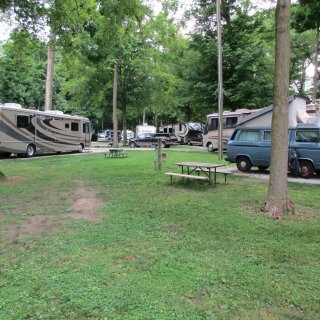 Johnny Appleseed Campground - Fort Wayne, Indiana - RV LIFE Campground ...